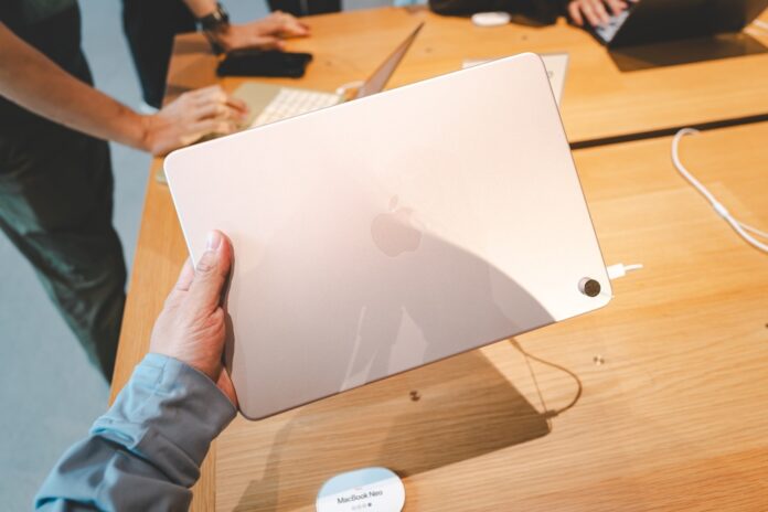 Apple’s 2026 Environmental Report: 30% Recycled Materials Shows a ...