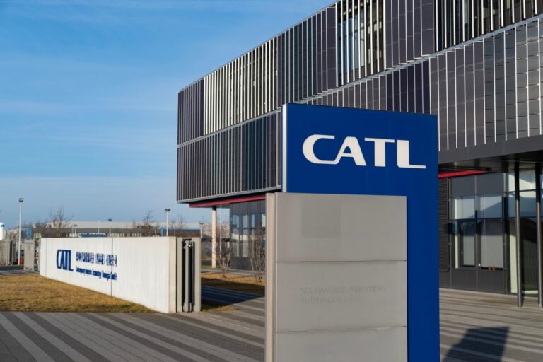 CATL Bets on Lithium-Air Batteries While Expanding Sodium-Ion and ...